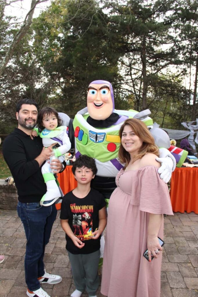 The Buzz Lightyear Experience ⸱ Rent Party Characters