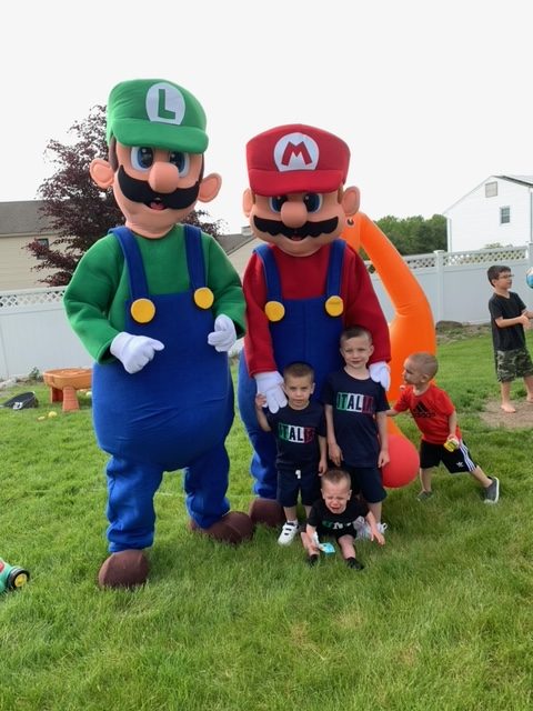 The Mario and Luigi Experience ⸱ Rent Party Characters